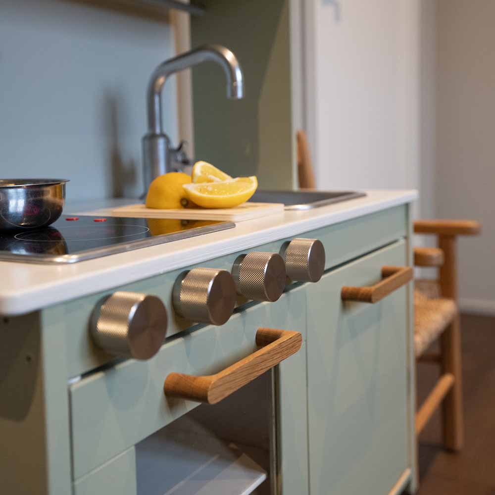 Handle Pinta - Oak | Pullsonline.co.uk