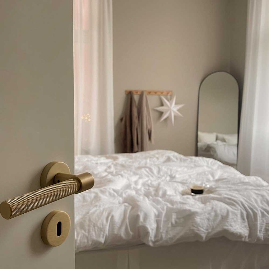 Door Handle Helix 200 - Brass | Pullsonline.co.uk