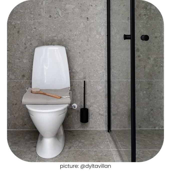 Placement of bathroom details!